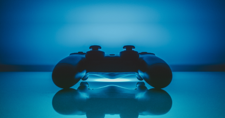 Maximizing the Game: The Power of Internet